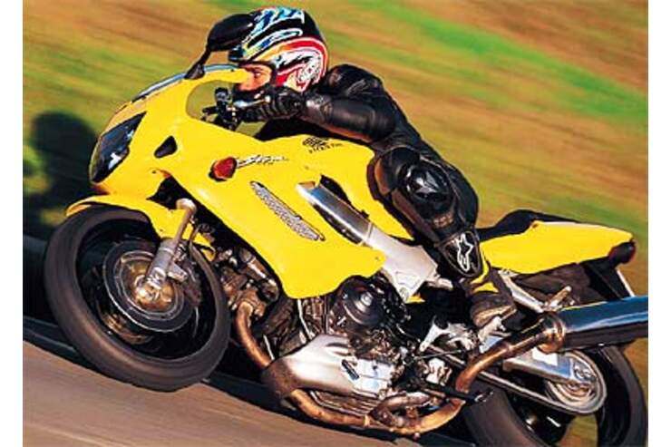 Top-Test Honda VTR 1000 F - MOTORRADonline.de